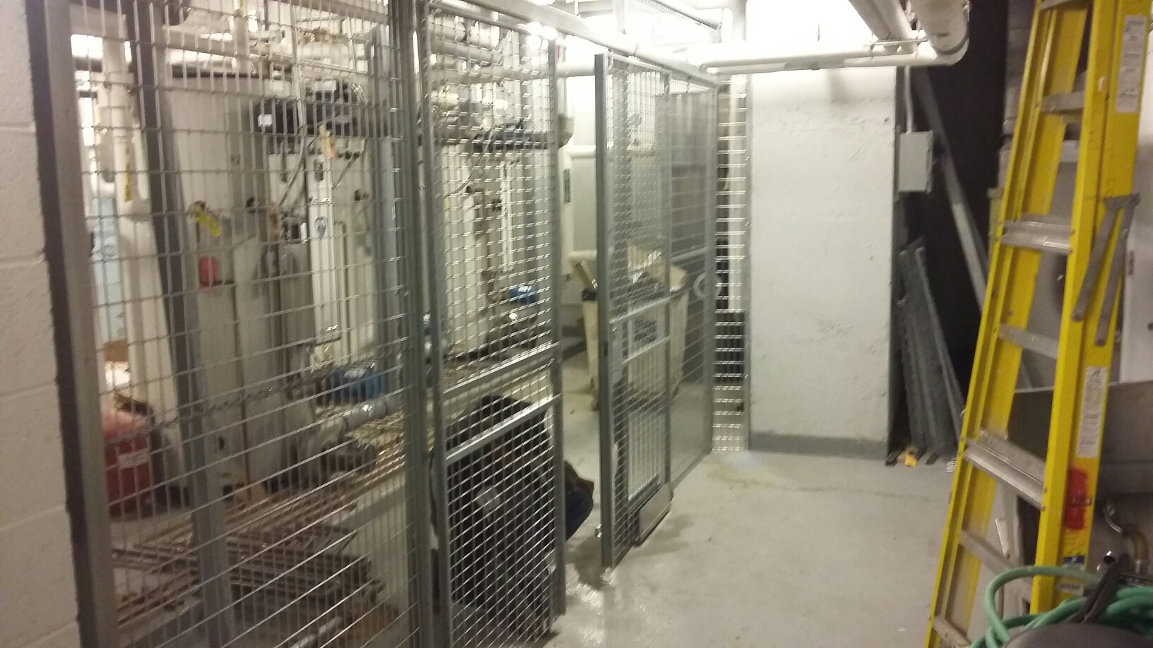 NYC Hotel Security Cages - LockersUSA